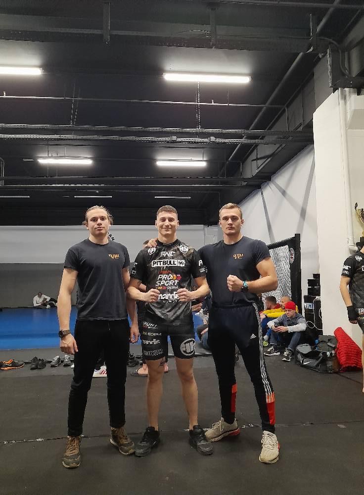 NAJAVA MMA BORBE Ivan Kiš sutra u 20 sati brani boje Pakraca - Pakrački ...